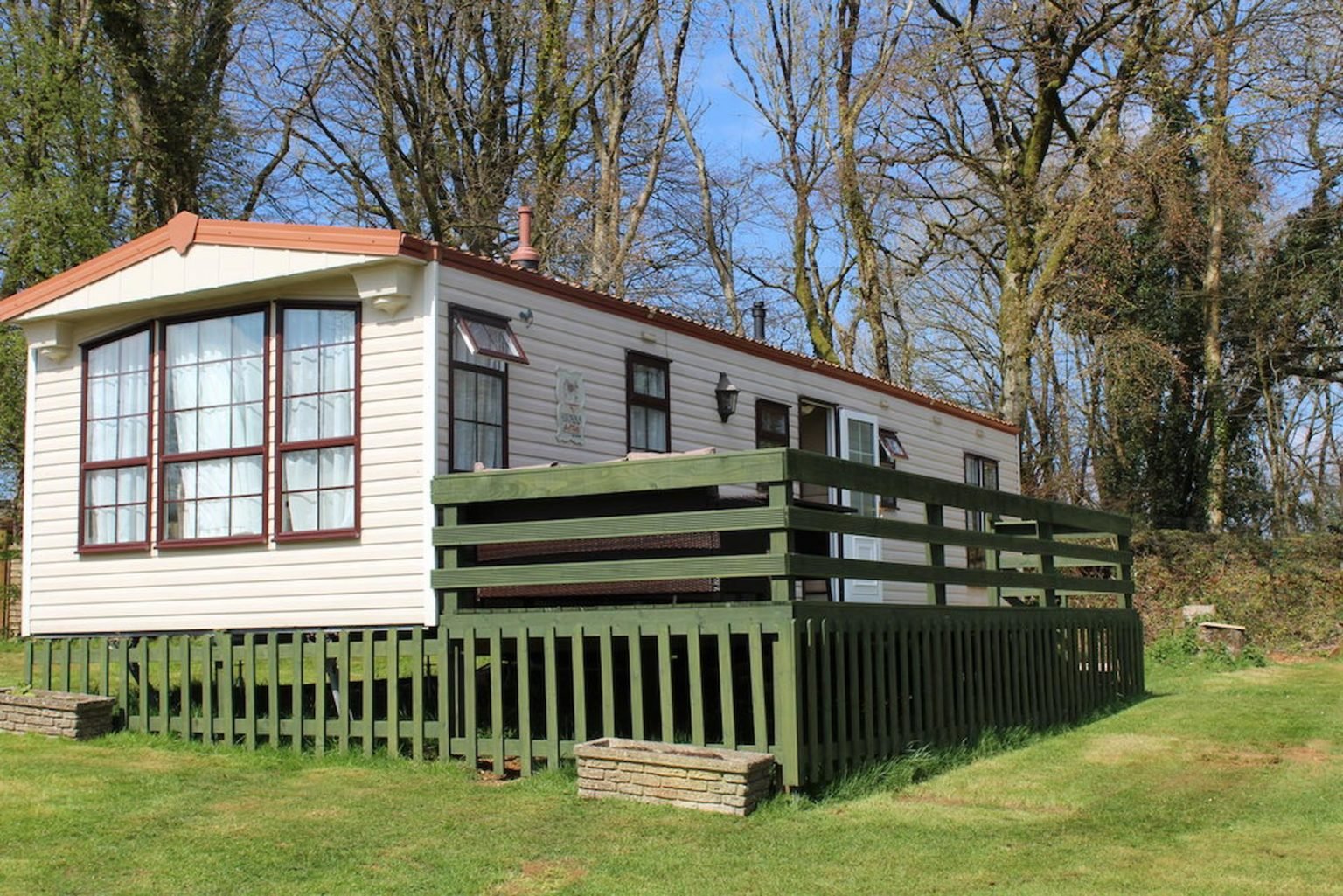 What Are The Advantages Of Static Caravans? — Lyon